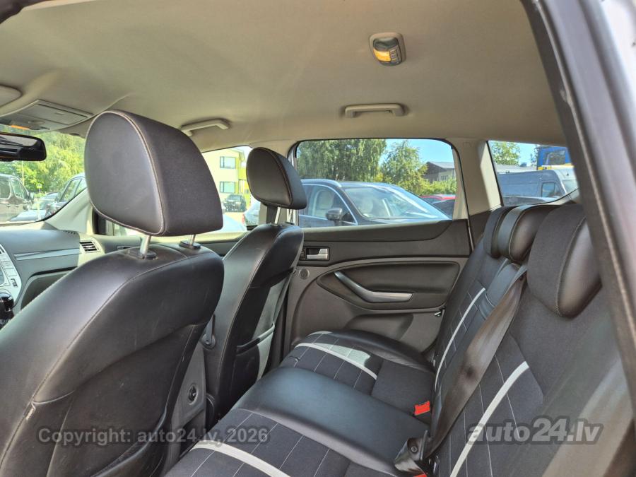 Pelēks Ford Kuga 2012 Tartu, ar dzinēja tilpumu 2.00 L un nobraukumu 356 tūkst. km par 3990 €, foto 5 vietnē AUTOMOTO.COM.LV