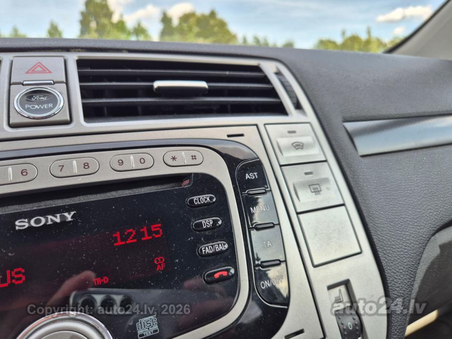 Pelēks Ford Kuga 2012 Tartu, ar dzinēja tilpumu 2.00 L un nobraukumu 356 tūkst. km par 3990 €, foto 14 vietnē AUTOMOTO.COM.LV