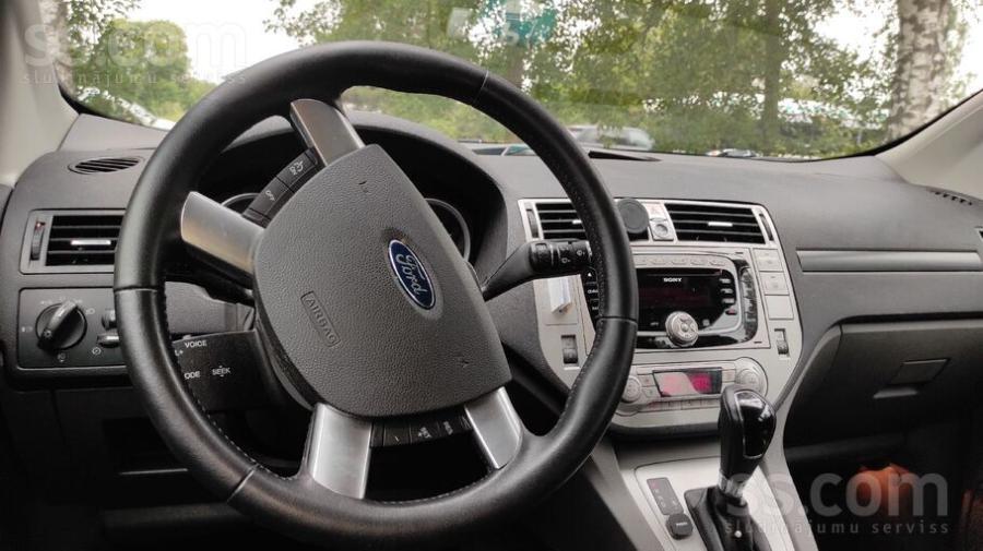 Pelēks Ford Kuga 2012 Rīga, ar dzinēja tilpumu 2.00 L un nobraukumu 276 tūkst. km par 4900 €, foto 6 vietnē AUTOMOTO.COM.LV