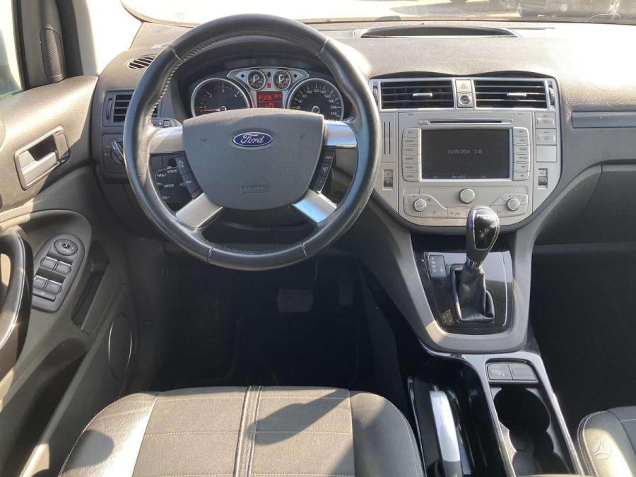 Grey Ford Kuga 2012 in Marijampole, with an engine capacity of 2.00 L and mileage of 194 thousand km for 5250 €, photo 8 on AUTOMOTO.COM.LV