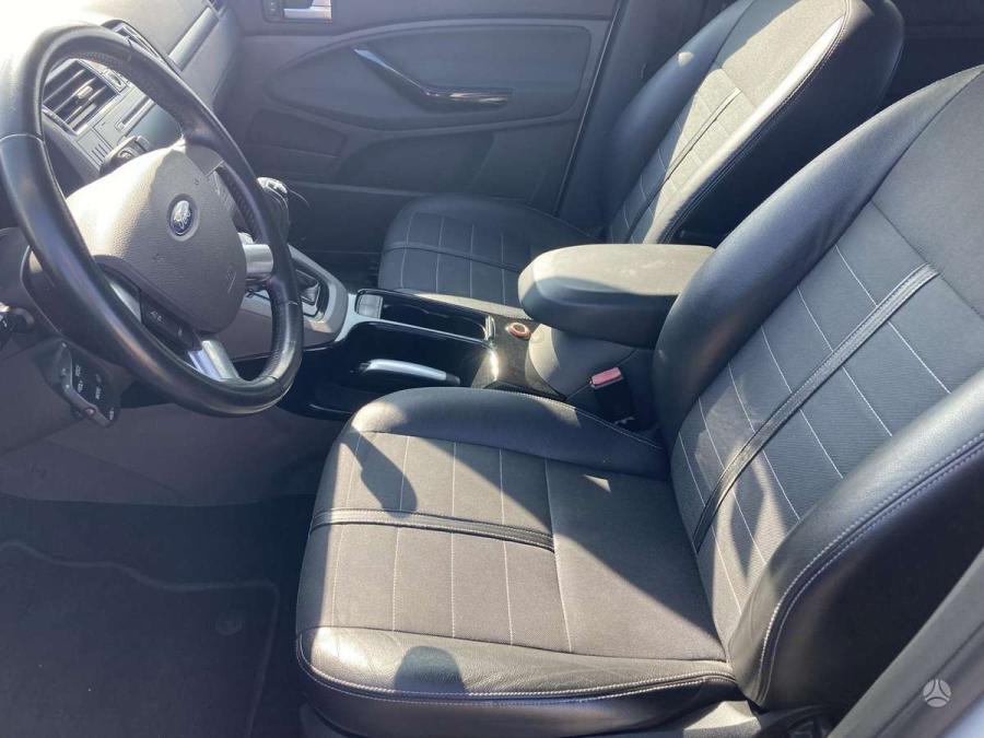 Grey Ford Kuga 2012 in Marijampole, with an engine capacity of 2.00 L and mileage of 194 thousand km for 5250 €, photo 9 on AUTOMOTO.COM.LV
