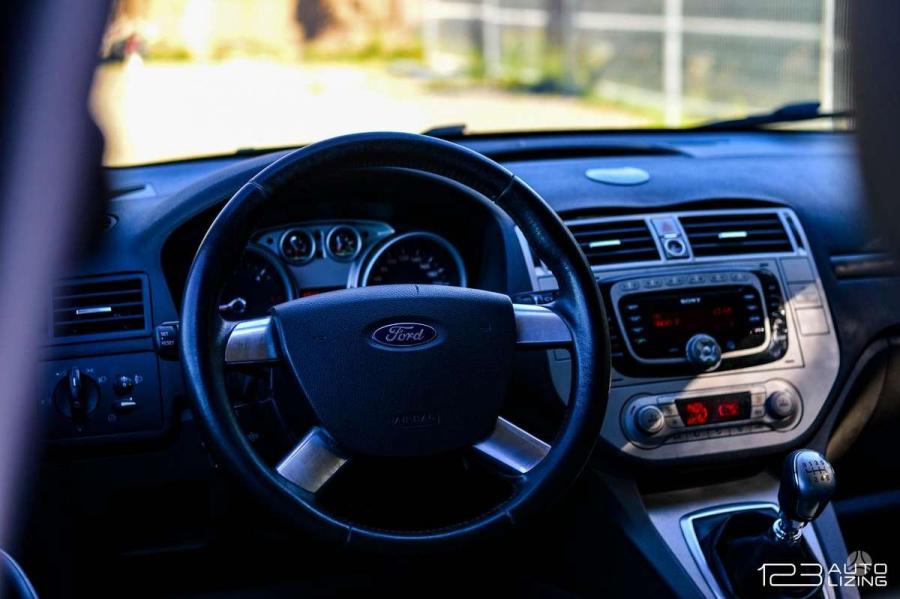 Pelēks Ford Kuga 2012 Kretinga, ar dzinēja tilpumu 2.00 L un nobraukumu 266 tūkst. km par 6350 €, foto 12 vietnē AUTOMOTO.COM.LV