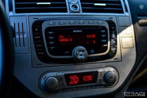 Pelēks Ford Kuga 2012 Kretinga, ar dzinēja tilpumu 2.00 L un nobraukumu 266 tūkst. km par 6350 €, foto 16 vietnē AUTOMOTO.COM.LV