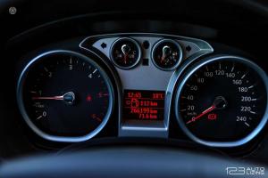 Pelēks Ford Kuga 2012 Kretinga, ar dzinēja tilpumu 2.00 L un nobraukumu 266 tūkst. km par 6350 €, foto 17 vietnē AUTOMOTO.COM.LV