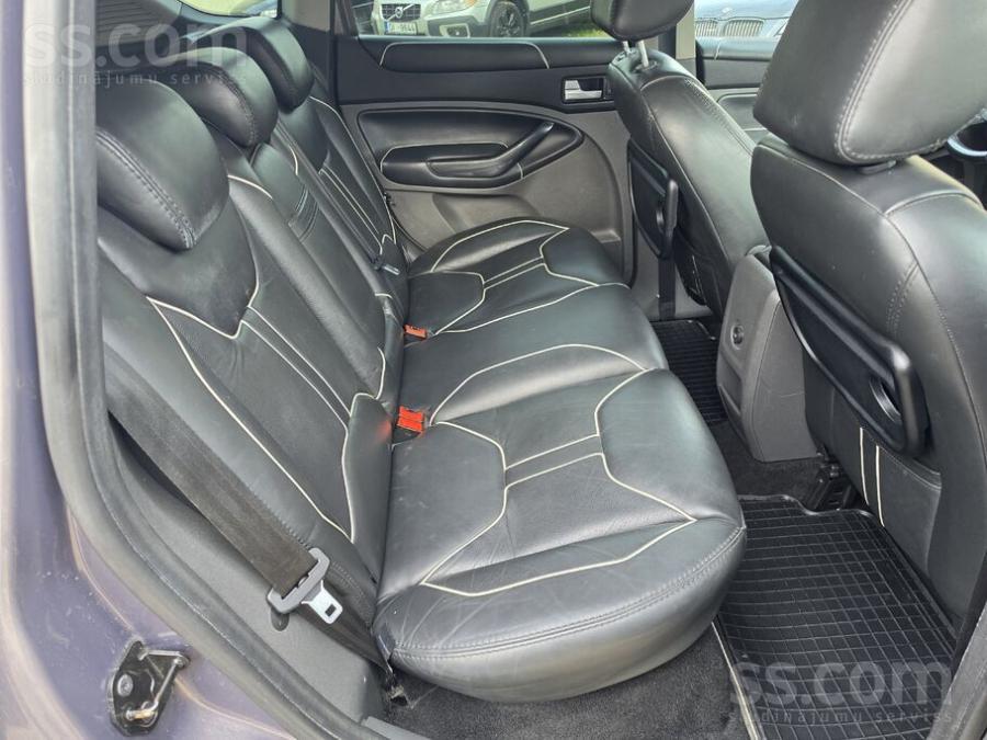 Pelēks Ford Kuga 2012 Rīga, ar dzinēja tilpumu 2.00 L un nobraukumu 0 tūkst. km par 6250 €, foto 17 vietnē AUTOMOTO.COM.LV