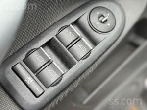 Grey Ford Kuga 2012 in Riga, with an engine capacity of 2.00 L and mileage of 244 thousand km for 6850 €, photo 6 on AUTOMOTO.COM.LV