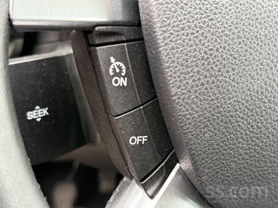 Grey Ford Kuga 2012 in Riga, with an engine capacity of 2.00 L and mileage of 244 thousand km for 6850 €, photo 8 on AUTOMOTO.COM.LV