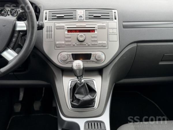Pelēks Ford Kuga 2012 Rīga, ar dzinēja tilpumu 2.00 L un nobraukumu 244 tūkst. km par 6850 €, foto 10 vietnē AUTOMOTO.COM.LV