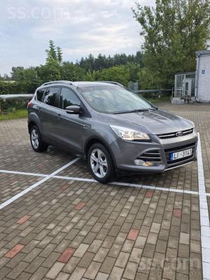Grey Ford Kuga 2013 in Riga, with an engine capacity of 2.00 L and mileage of 143 thousand km for 8200 €, photo 2 on AUTOMOTO.COM.LV