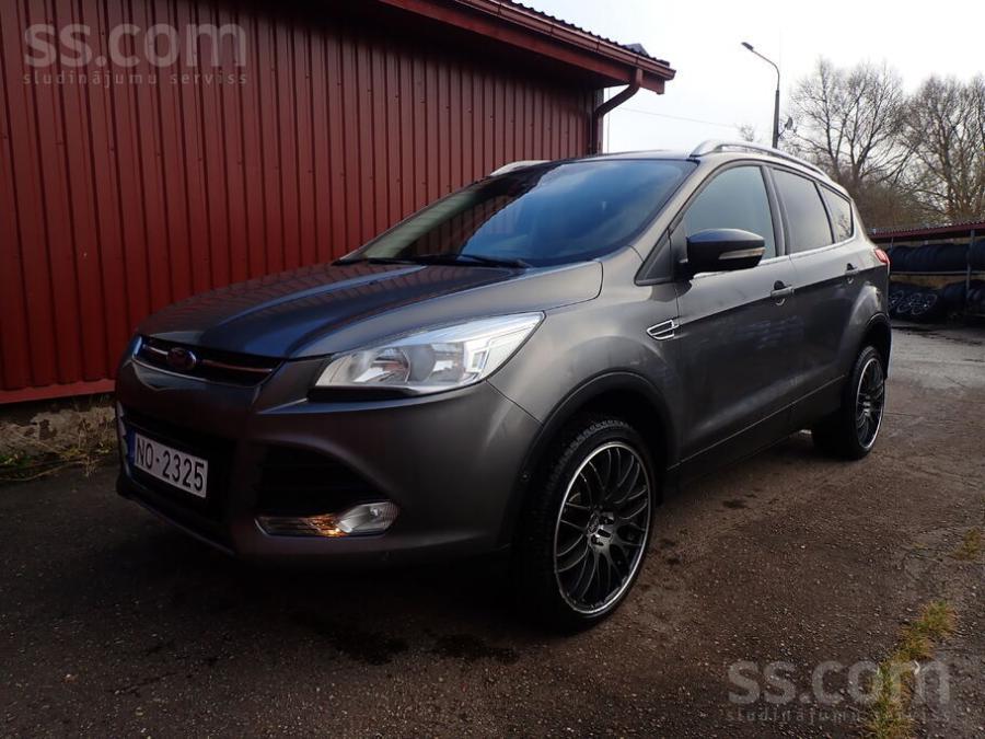 Grey Ford Kuga 2013 in Liepaja, with an engine capacity of 2.00 L and mileage of 175 thousand km for 7950 €, photo 4 on AUTOMOTO.COM.LV