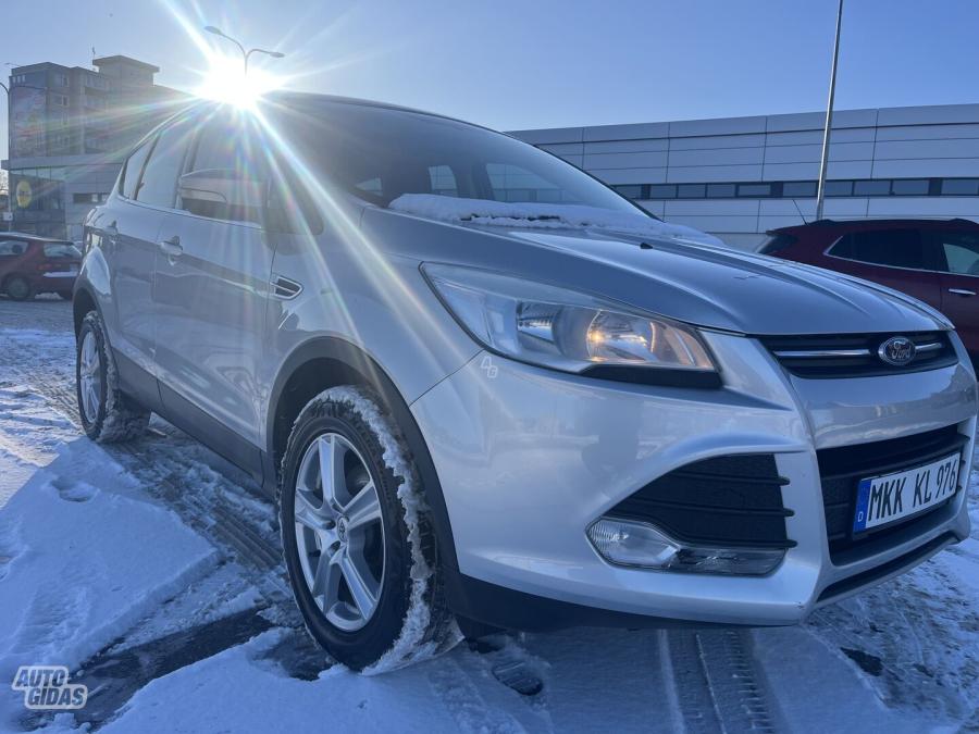 Pelēks Ford Kuga 2013 Kauņa, ar dzinēja tilpumu 1.60 L un nobraukumu 163 tūkst. km par 5950 €, foto 2 vietnē AUTOMOTO.COM.LV