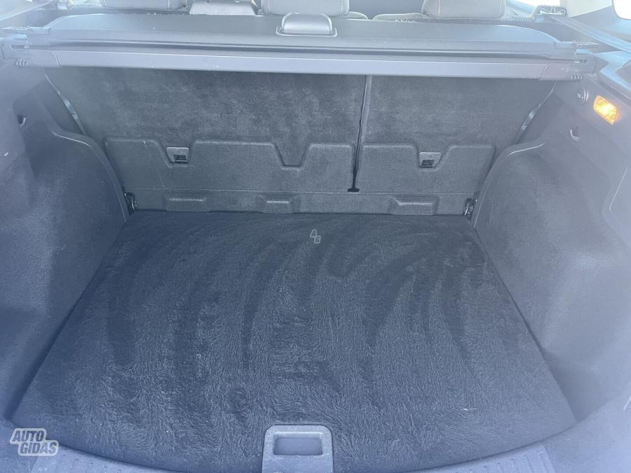 Pelēks Ford Kuga 2013 Kauņa, ar dzinēja tilpumu 1.60 L un nobraukumu 163 tūkst. km par 5950 €, foto 5 vietnē AUTOMOTO.COM.LV