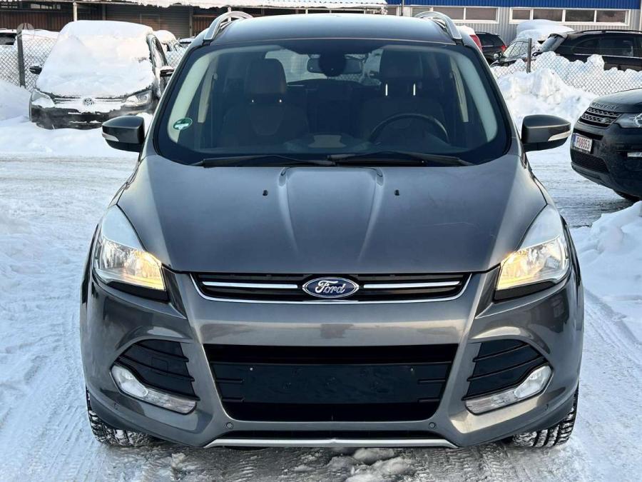 Grey Ford Kuga 2013 in Kretinga, with an engine capacity of 2.00 L and mileage of 260 thousand km for 7450 €, photo 3 on AUTOMOTO.COM.LV