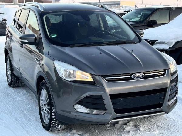 Grey Ford Kuga 2013 in Kretinga, with an engine capacity of 2.00 L and mileage of 260 thousand km for 7450 €, photo 4 on AUTOMOTO.COM.LV