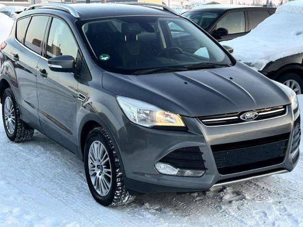 Grey Ford Kuga 2013 in Kretinga, with an engine capacity of 2.00 L and mileage of 260 thousand km for 7450 €, photo 5 on AUTOMOTO.COM.LV