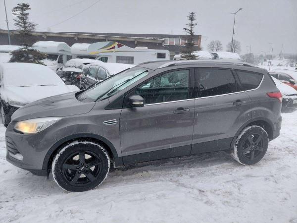 Pelēks Ford Kuga 2013 Klaipėda, ar dzinēja tilpumu 2.00 L un nobraukumu 276 tūkst. km par 6999 €, foto 9 vietnē AUTOMOTO.COM.LV