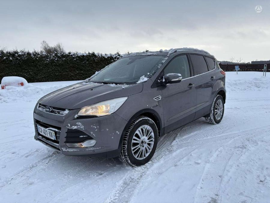 Grey Ford Kuga 2013 in Taurage, with an engine capacity of 2.00 L and mileage of 235 thousand km for 6500 €, photo 1 on AUTOMOTO.COM.LV