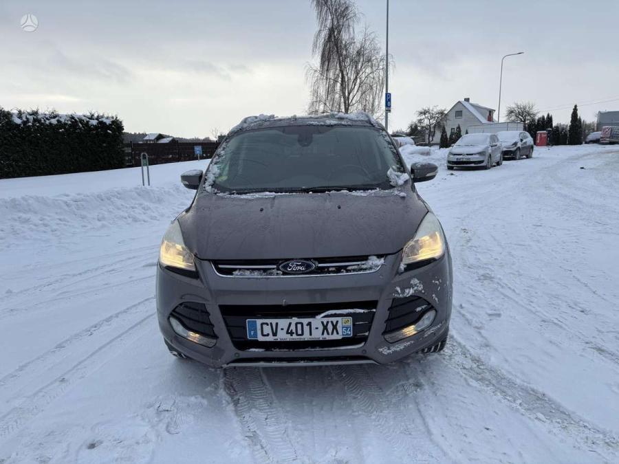 Grey Ford Kuga 2013 in Taurage, with an engine capacity of 2.00 L and mileage of 235 thousand km for 6500 €, photo 8 on AUTOMOTO.COM.LV