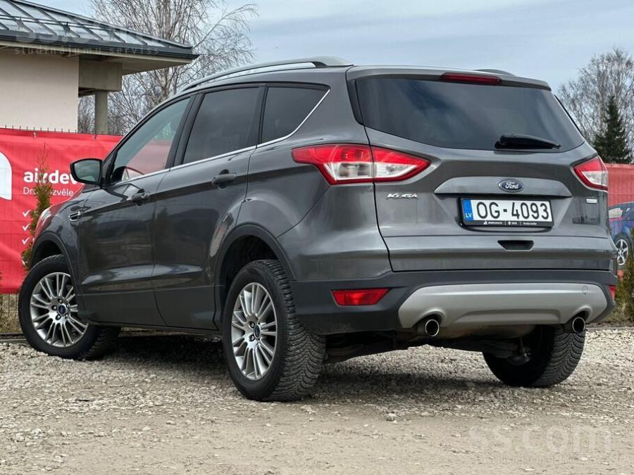 Grey Ford Kuga 2013 in Jelgava, with an engine capacity of 1.60 L and mileage of 0 thousand km for 8800 €, photo 6 on AUTOMOTO.COM.LV