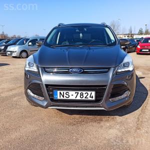 Grey Ford Kuga 2013 in Daugavpils, with an engine capacity of 2.00 L and mileage of 0 thousand km for 8300 €, photo 4 on AUTOMOTO.COM.LV