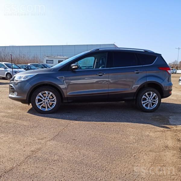 Pelēks Ford Kuga 2013 Daugavpils, ar dzinēja tilpumu 2.00 L un nobraukumu 0 tūkst. km par 8300 €, foto 4 vietnē AUTOMOTO.COM.LV