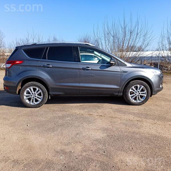 Pelēks Ford Kuga 2013 Daugavpils, ar dzinēja tilpumu 2.00 L un nobraukumu 0 tūkst. km par 8300 €, foto 8 vietnē AUTOMOTO.COM.LV