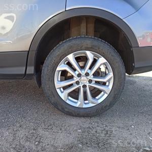 Grey Ford Kuga 2013 in Daugavpils, with an engine capacity of 2.00 L and mileage of 0 thousand km for 8300 €, photo 13 on AUTOMOTO.COM.LV