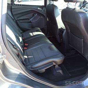 Grey Ford Kuga 2013 in Daugavpils, with an engine capacity of 2.00 L and mileage of 0 thousand km for 8300 €, photo 19 on AUTOMOTO.COM.LV