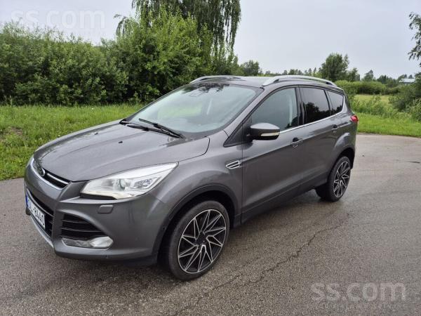 Pelēks Ford Kuga 2013 Jelgava, ar dzinēja tilpumu 2.00 L un nobraukumu 201 tūkst. km par 7100 €, foto 1 vietnē AUTOMOTO.COM.LV