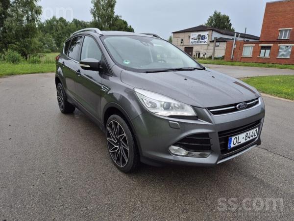 Pelēks Ford Kuga 2013 Jelgava, ar dzinēja tilpumu 2.00 L un nobraukumu 201 tūkst. km par 7100 €, foto 2 vietnē AUTOMOTO.COM.LV