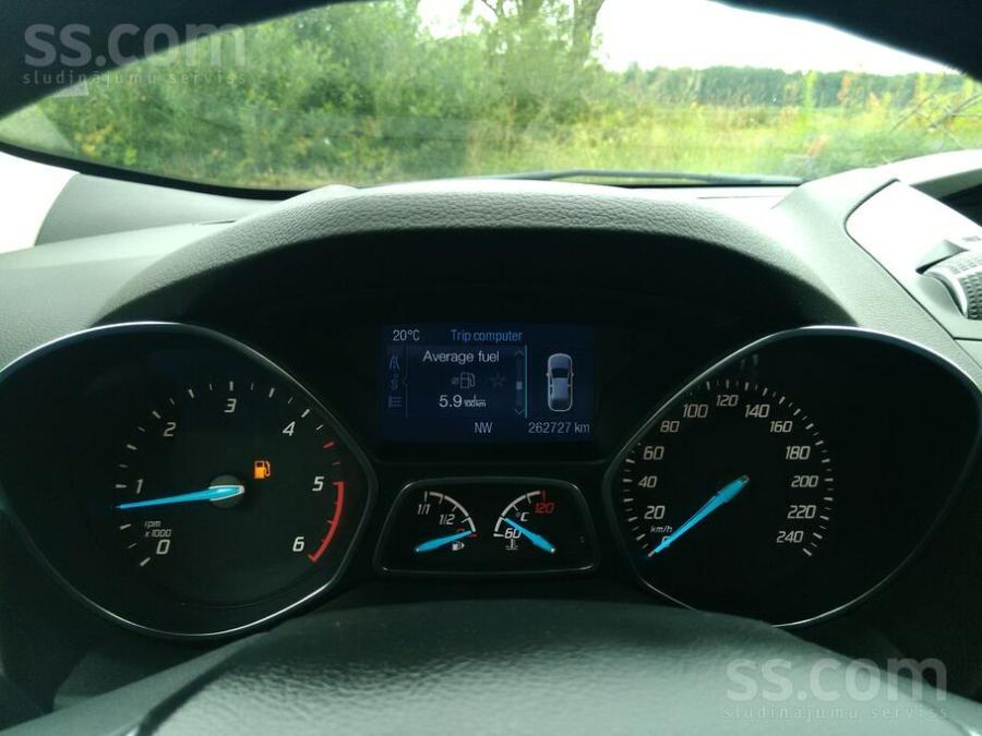 Grey Ford Kuga 2013 in Riga, with an engine capacity of 2.00 L and mileage of 272 thousand km for 8250 €, photo 14 on AUTOMOTO.COM.LV