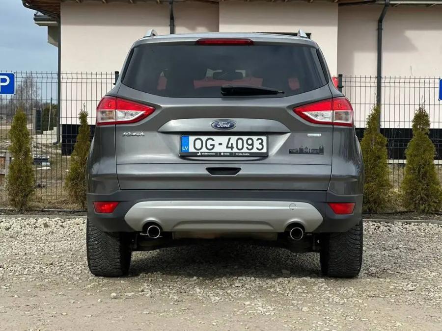 Pelēks Ford Kuga 2013 Jelgava, ar dzinēja tilpumu 1.60 L un nobraukumu 208 tūkst. km par 8800 €, foto 6 vietnē AUTOMOTO.COM.LV