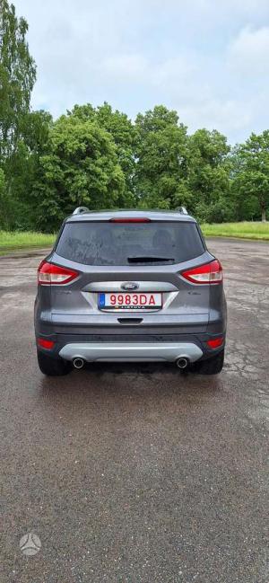 Pelēks Ford Kuga 2013 Jurbarkas, ar dzinēja tilpumu 2.00 L un nobraukumu 206 tūkst. km par 6000 €, foto 5 vietnē AUTOMOTO.COM.LV