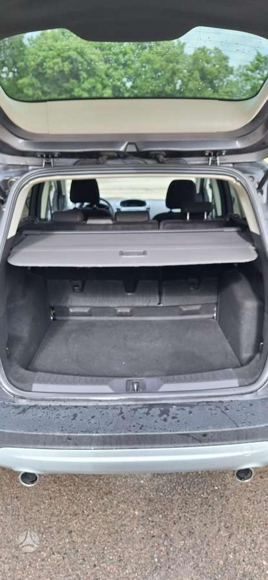 Pelēks Ford Kuga 2013 Jurbarkas, ar dzinēja tilpumu 2.00 L un nobraukumu 206 tūkst. km par 6000 €, foto 8 vietnē AUTOMOTO.COM.LV