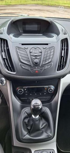 Pelēks Ford Kuga 2013 Jurbarkas, ar dzinēja tilpumu 2.00 L un nobraukumu 206 tūkst. km par 6000 €, foto 12 vietnē AUTOMOTO.COM.LV