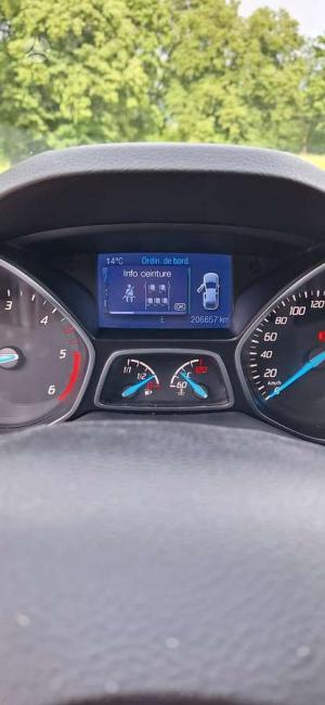 Pelēks Ford Kuga 2013 Jurbarkas, ar dzinēja tilpumu 2.00 L un nobraukumu 206 tūkst. km par 6000 €, foto 14 vietnē AUTOMOTO.COM.LV