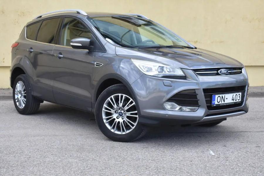 Grey Ford Kuga 2013 in Talsi, with an engine capacity of 1.60 L and mileage of 97 thousand km for 7900 €, photo 1 on AUTOMOTO.COM.LV