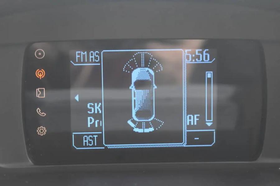 Grey Ford Kuga 2013 in Talsi, with an engine capacity of 1.60 L and mileage of 97 thousand km for 7900 €, photo 21 on AUTOMOTO.COM.LV
