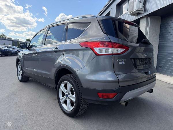 Grey Ford Kuga 2013 in Siauliai, with an engine capacity of 1.60 L and mileage of 178 thousand km for 5700 €, photo 4 on AUTOMOTO.COM.LV