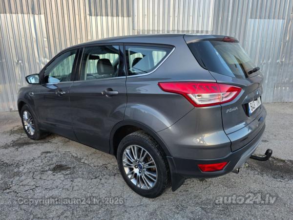 Pelēks Ford Kuga 2013 Tallina, ar dzinēja tilpumu 2.00 L un nobraukumu 174 tūkst. km par 5990 €, foto 3 vietnē AUTOMOTO.COM.LV