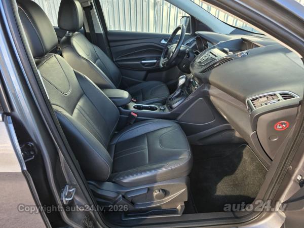 Pelēks Ford Kuga 2013 Tallina, ar dzinēja tilpumu 2.00 L un nobraukumu 174 tūkst. km par 5990 €, foto 10 vietnē AUTOMOTO.COM.LV