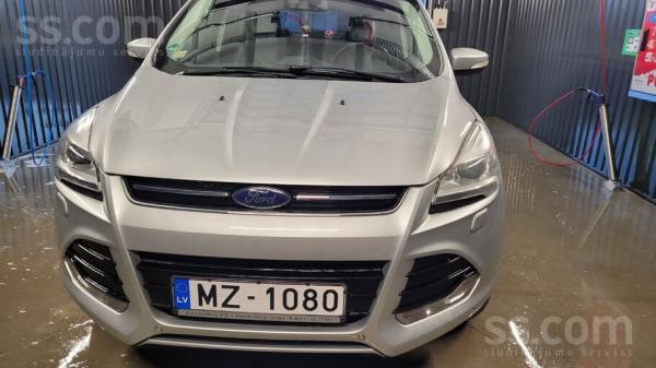 Pelēks Ford Kuga 2013 Liepāja, ar dzinēja tilpumu 2.00 L un nobraukumu 230 tūkst. km par 7900 €, foto 2 vietnē AUTOMOTO.COM.LV