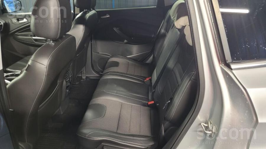 Grey Ford Kuga 2013 in Liepaja, with an engine capacity of 2.00 L and mileage of 230 thousand km for 7900 €, photo 12 on AUTOMOTO.COM.LV