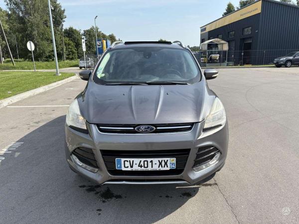 Grey Ford Kuga 2013 in Taurage, with an engine capacity of 2.00 L and mileage of 236 thousand km for 5900 €, photo 1 on AUTOMOTO.COM.LV