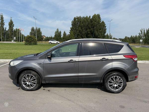 Grey Ford Kuga 2013 in Taurage, with an engine capacity of 2.00 L and mileage of 236 thousand km for 5900 €, photo 7 on AUTOMOTO.COM.LV