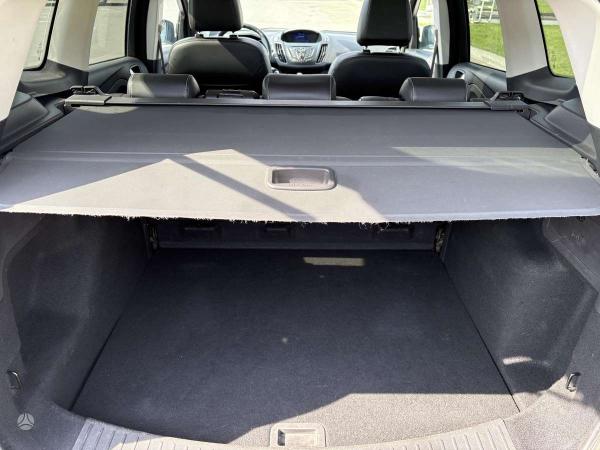 Grey Ford Kuga 2013 in Taurage, with an engine capacity of 2.00 L and mileage of 236 thousand km for 5900 €, photo 9 on AUTOMOTO.COM.LV