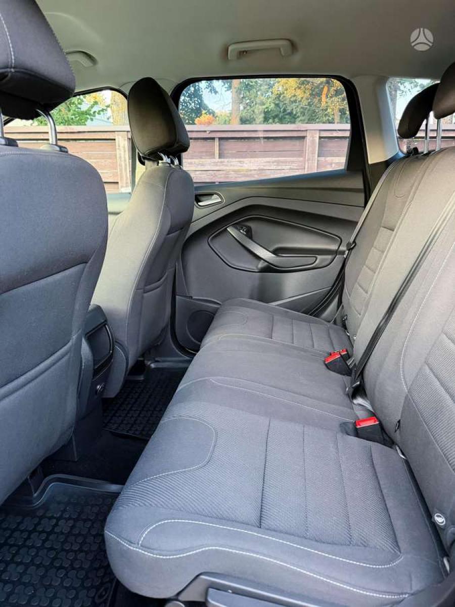 Pelēks Ford Kuga 2013 Panevēža, ar dzinēja tilpumu 2.00 L un nobraukumu 264 tūkst. km par 6500 €, foto 8 vietnē AUTOMOTO.COM.LV