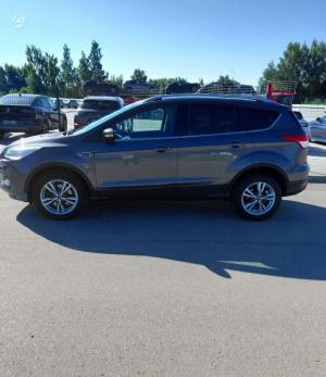 Grey Ford Kuga 2013 in Klaipeda, with an engine capacity of 2.00 L and mileage of 284 thousand km for 5850 €, photo 4 on AUTOMOTO.COM.LV