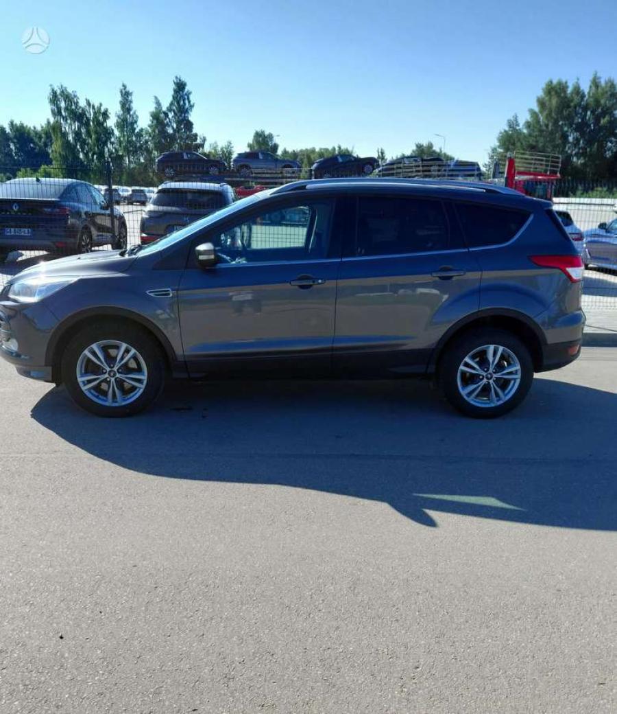 Grey Ford Kuga 2013 in Klaipeda, with an engine capacity of 2.00 L and mileage of 284 thousand km for 5850 €, photo 4 on AUTOMOTO.COM.LV