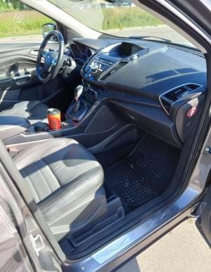 Grey Ford Kuga 2013 in Klaipeda, with an engine capacity of 2.00 L and mileage of 284 thousand km for 5850 €, photo 8 on AUTOMOTO.COM.LV